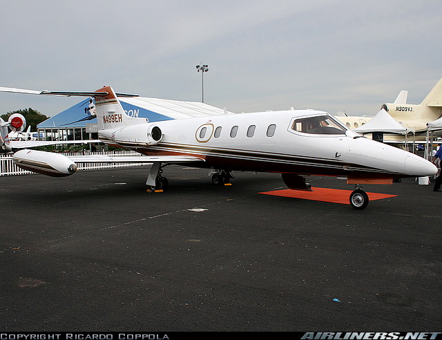 Lear Jet 25